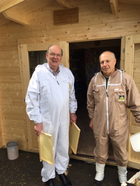 BBKA Basic Assessments come to the Island - Isle of Man Beekeepers